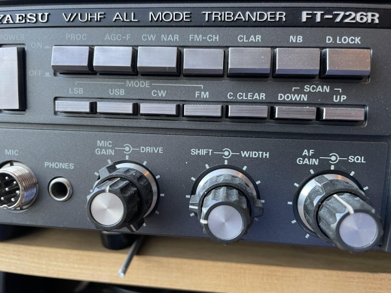 Brugtgrej - Sælges: YAESU FT-726R